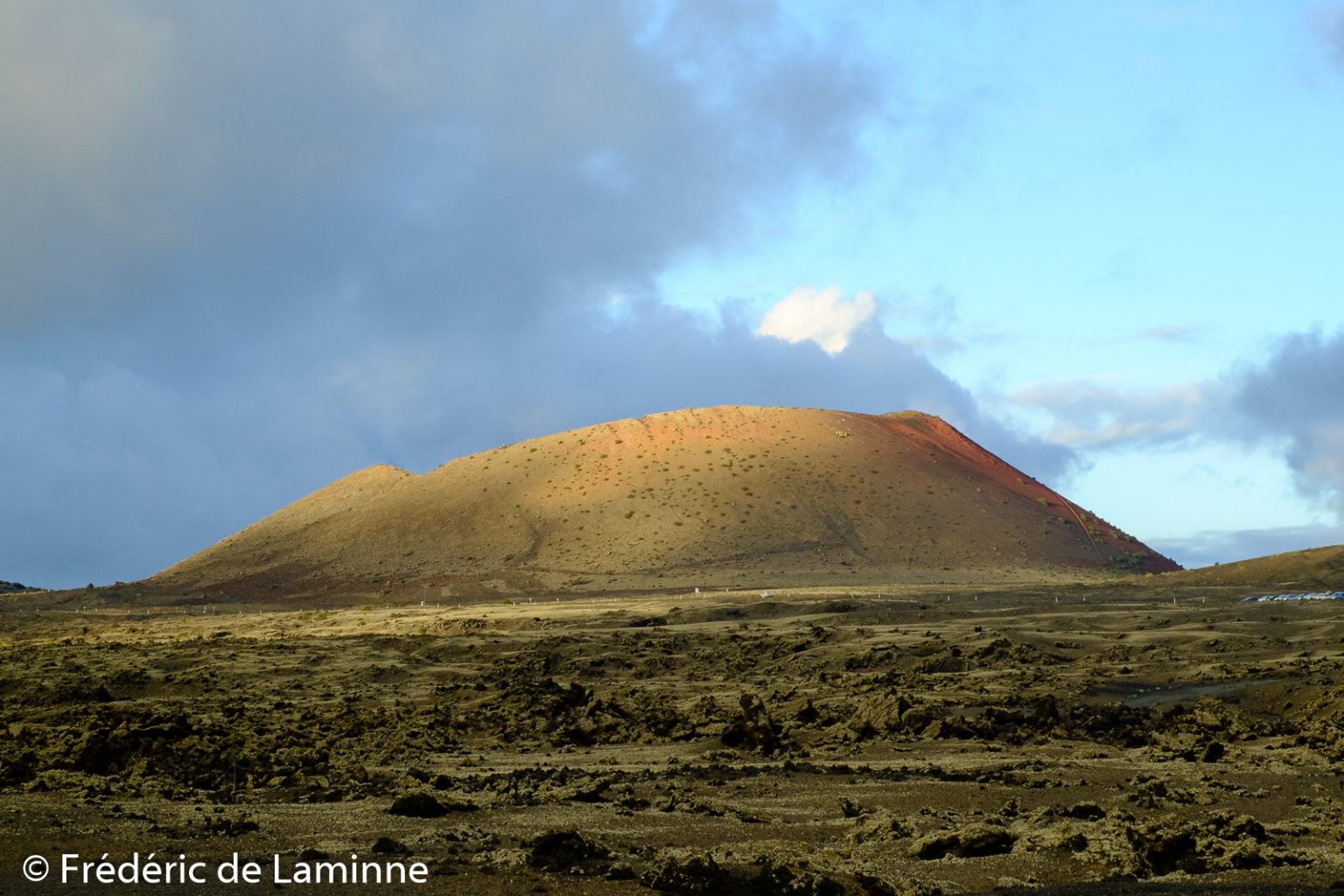 Une balade facile autour de la Montana Colorada - Salut Lanzarote
